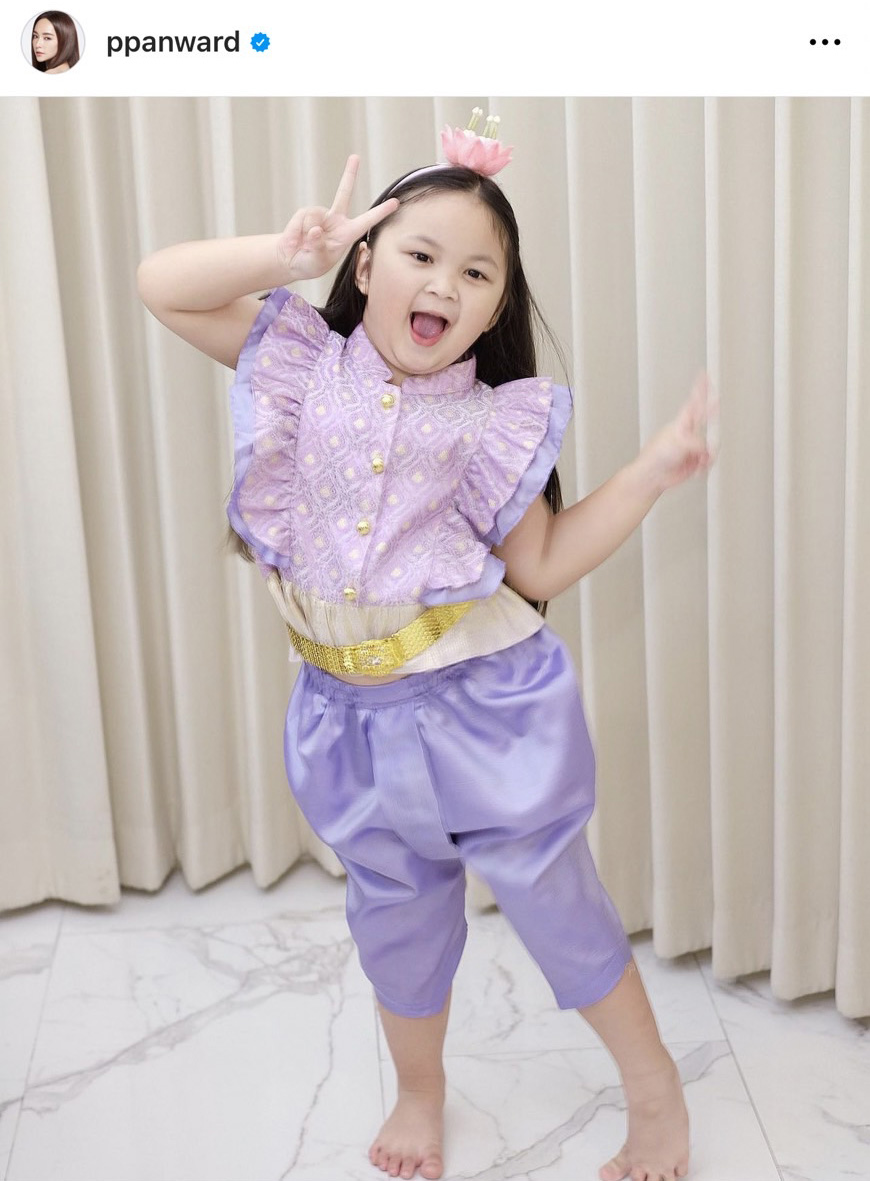 แห่เอ็นดู "น้องปาลิน" ลูกสาว "เป้ย " ชั่งน้ำหนักแล้วมีน้ำตา แม่ต้องเอารูปนี้? ให้ดูปลอบใจ