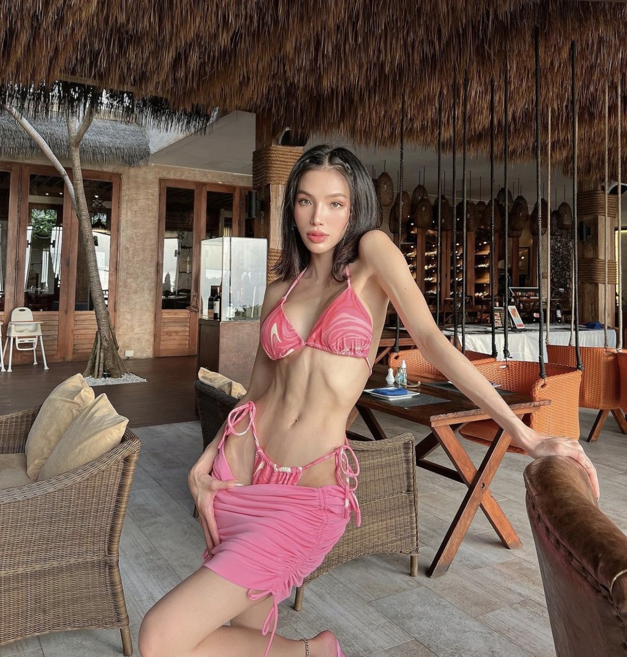 เปิดตัวเทรนเนอร์สุดแซ่บ ของ "อั้ม พัชราภา" เผยเอว 21 นิ้ว หลังคนแห่ถาม