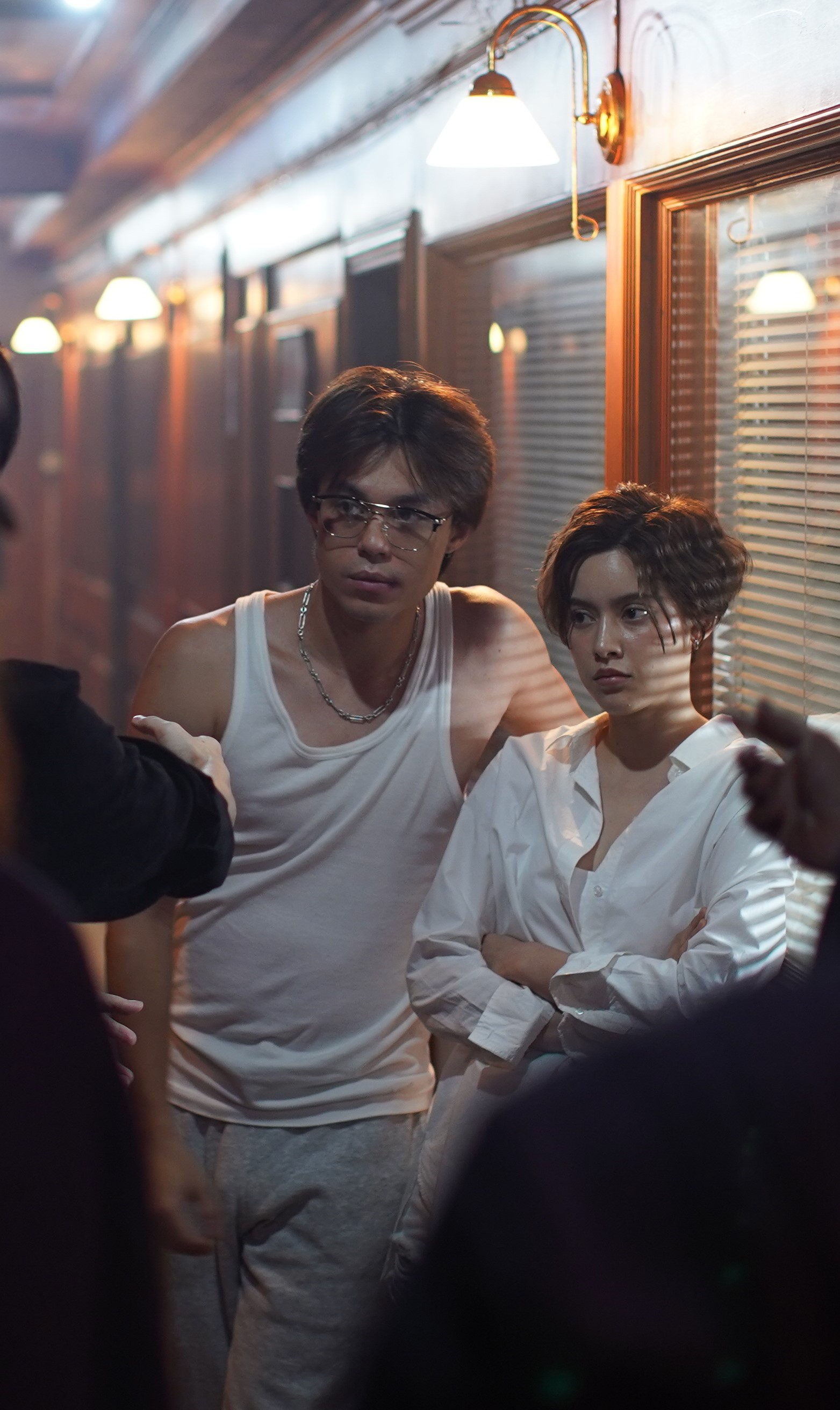 "ไมค์ นิ้ง เบน" ฝ่าวิกฤตหนีตาย ใน ภ. The One Hundred ๑๐๐ ร้อยขา